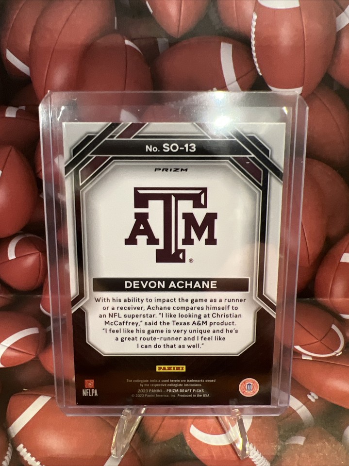 2023 Prizm Draft Football Devon Achane Student Orientation RED Ice Prizm SO-13 | eBay