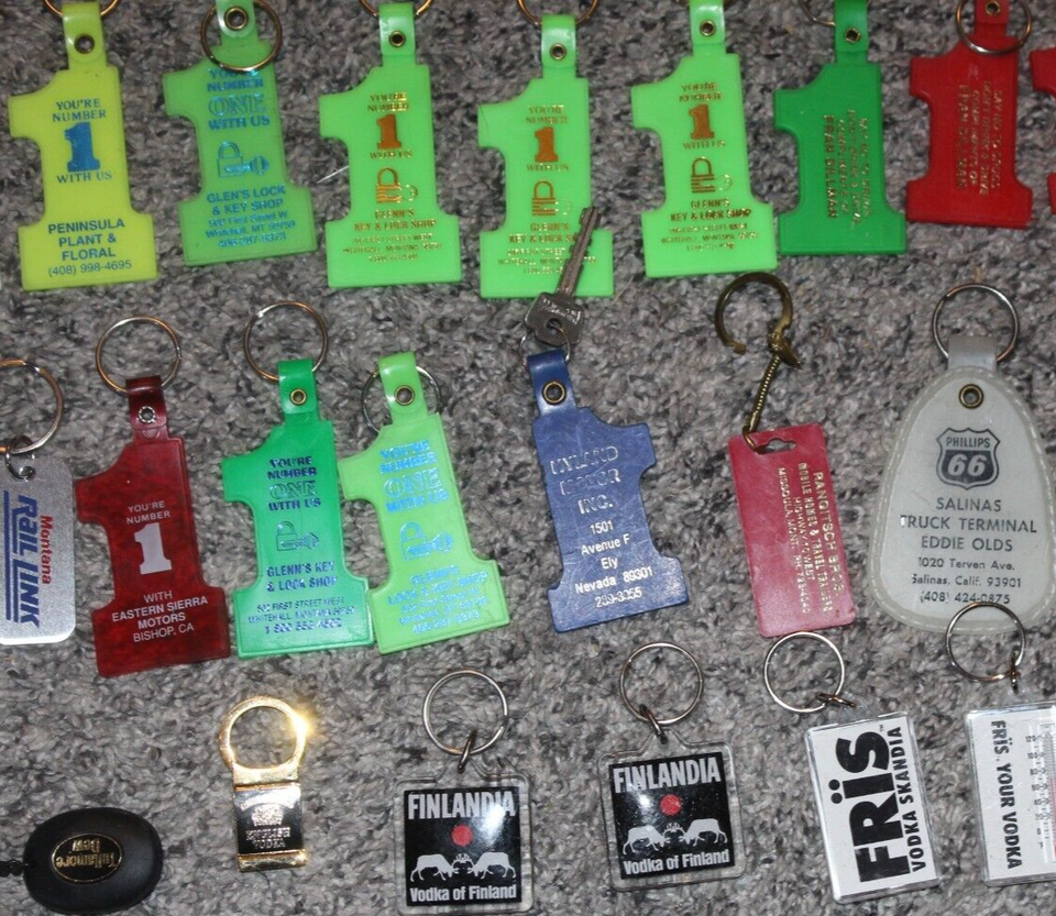HUGE LOT OF 168 VINTAGE ADVERTISING KEYCHAINS FOBS | eBay