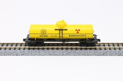 N Scale Micro-Trains NSC 05-21 33' Single Dome Tank Car Radioactive AEC ...