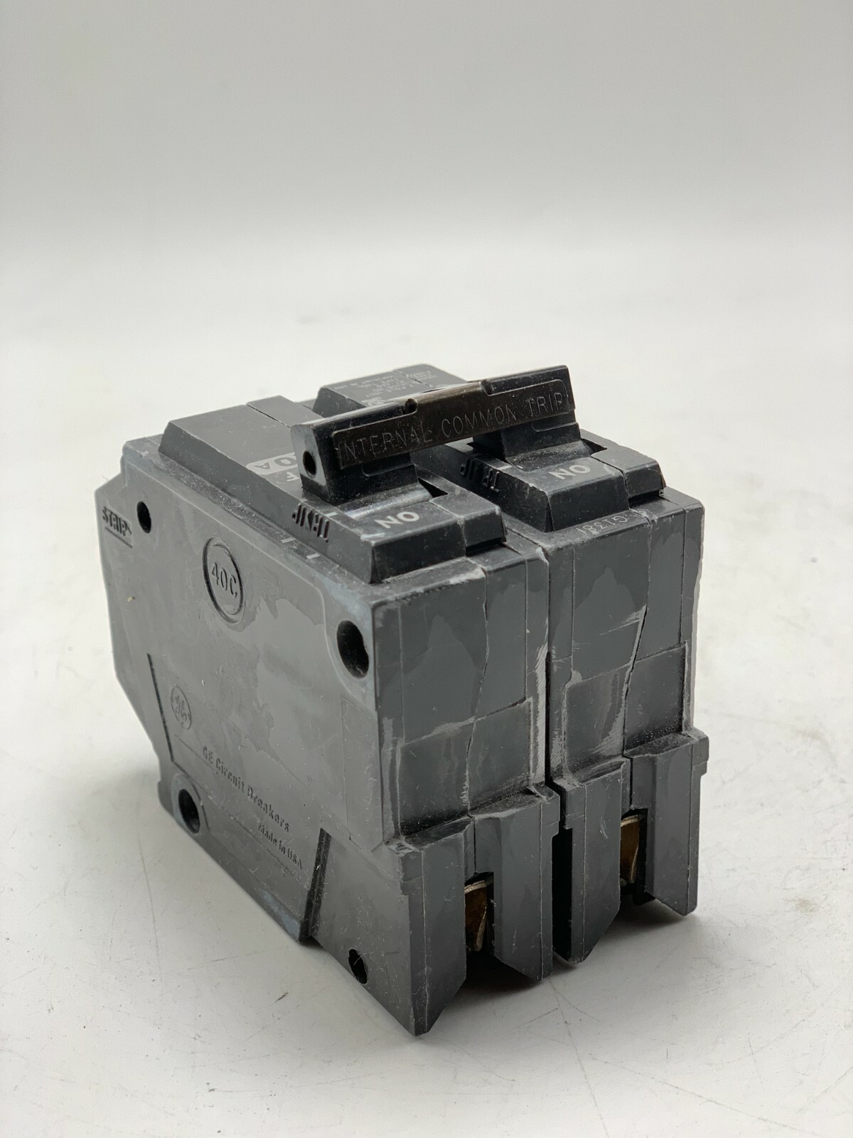 TESTED GE THQL2120 2 Pole 20 Amps 120/240VAC Circuit Breaker Used ...