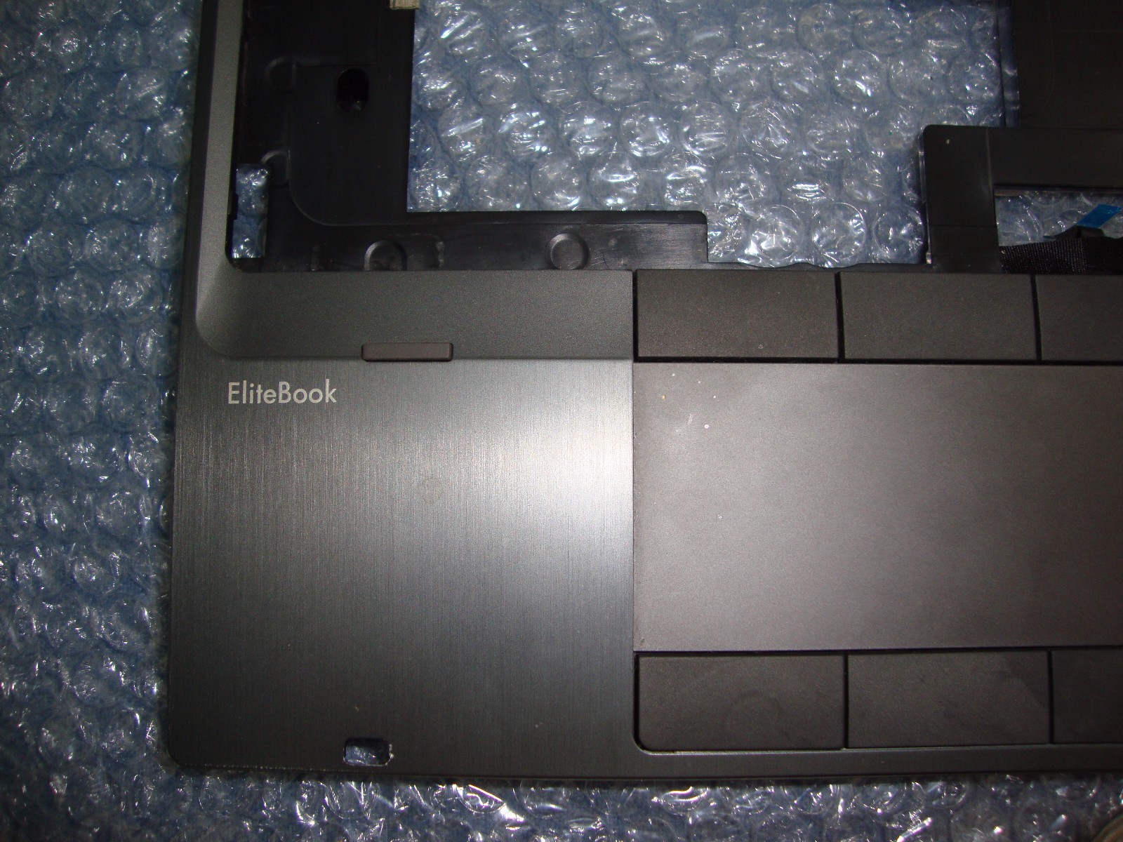 HP EliteBook 8570w Laptop Palmrest Touchpad Finger Scanner 690645-001 ...