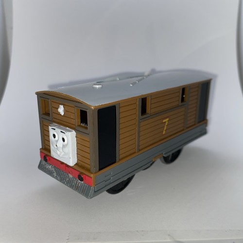Thomas & Friends Trackmaster Toby Motorized Engine 2009 Mattel Tested ...