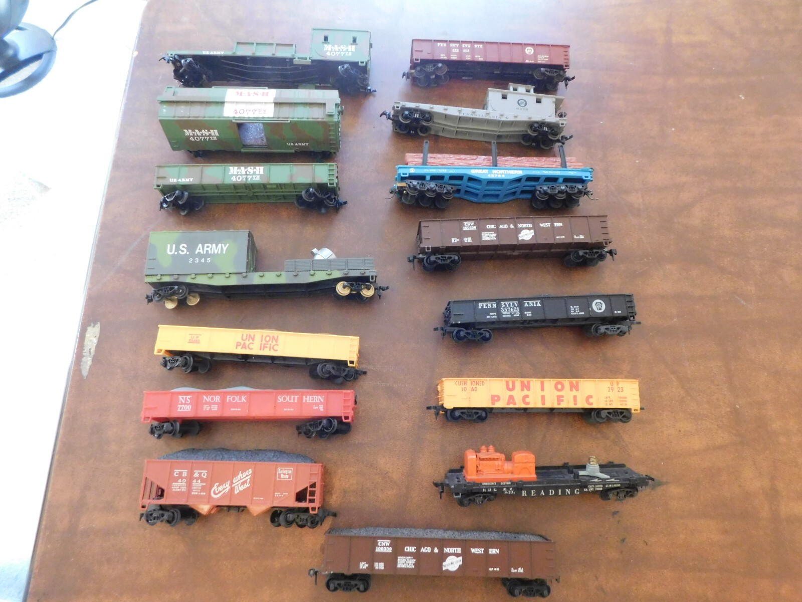 Lot of 15 HO Model Railroad Train Cars / Variety Including MASH & Army ...