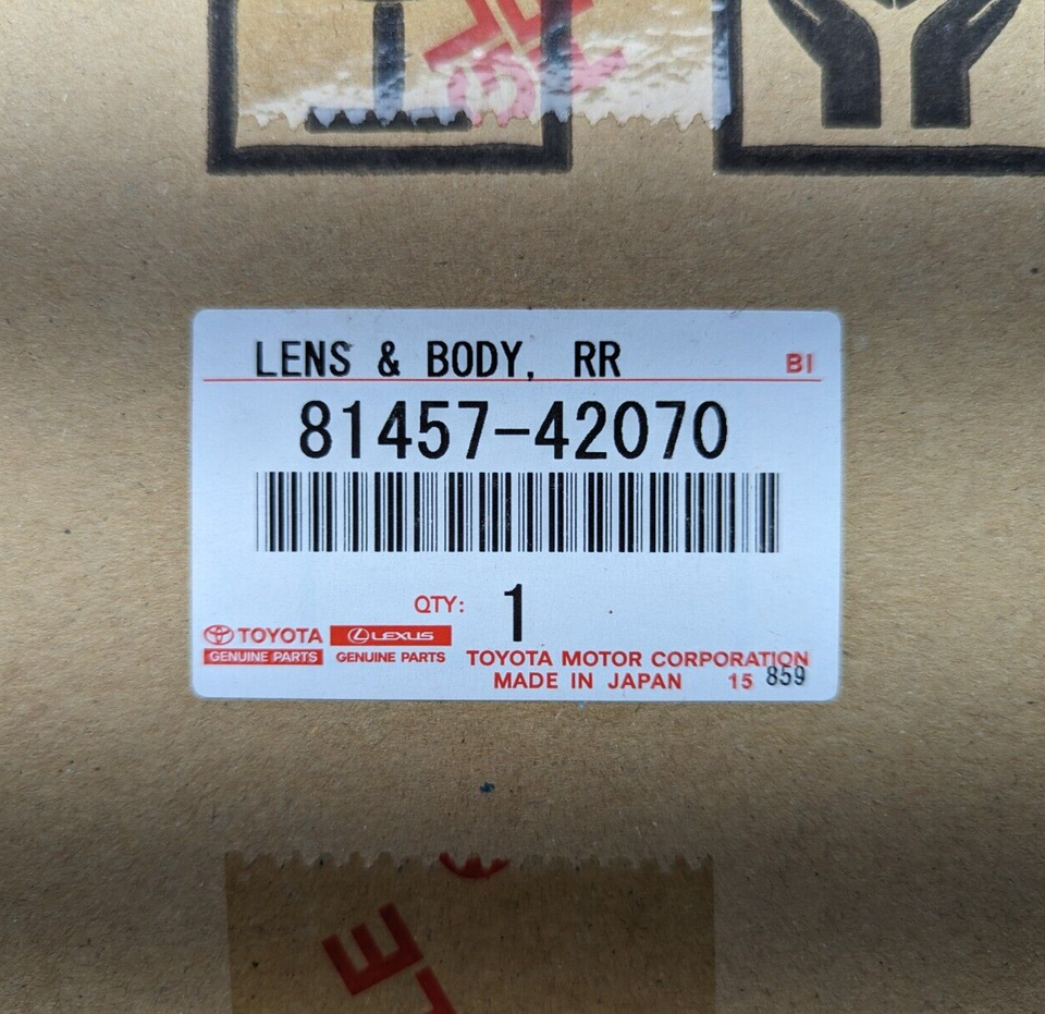 81457-42070 Right Rear Back Up Lamp Lens 2016-2018 RAV4 & Hybrid ...