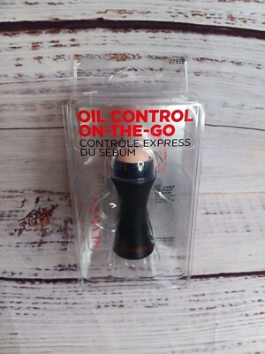 Revlon Oil-Absorbing Roller Oil Control On The Go Reusable NEW Beauty ...