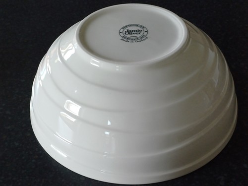 Jamie Oliver Wave White Earthenware Bowl 24cm 9.4" | eBay