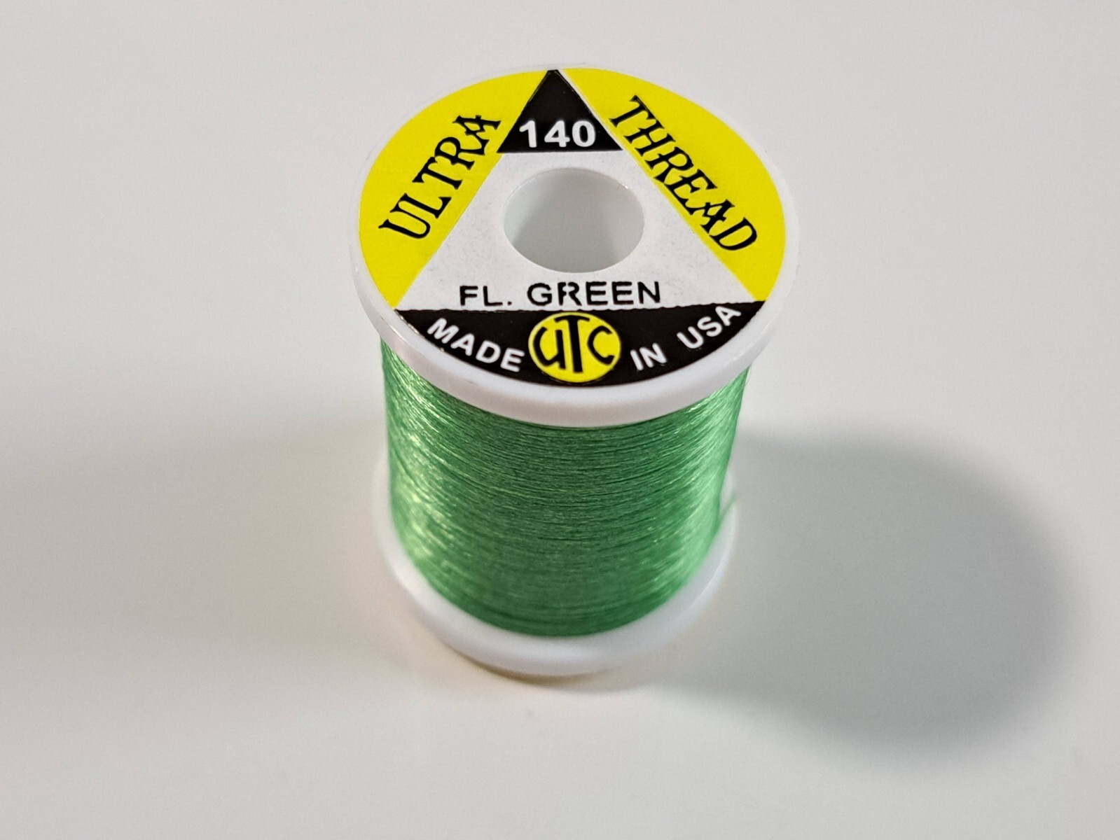 UTC Ultra Thread 140 Denier Fly Tying Medium Waxed Flat Jig Wrapping ...