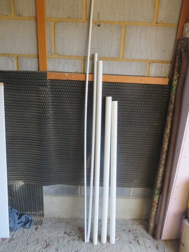 White Plastic Waste Pipes - assortment of off-cuts (mainly Polypipe ...