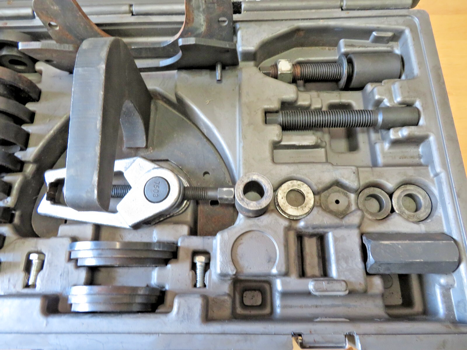 OTC SPX Tool 6537 Hub Tamer Elite Wheel Bearing Puller not complete ...