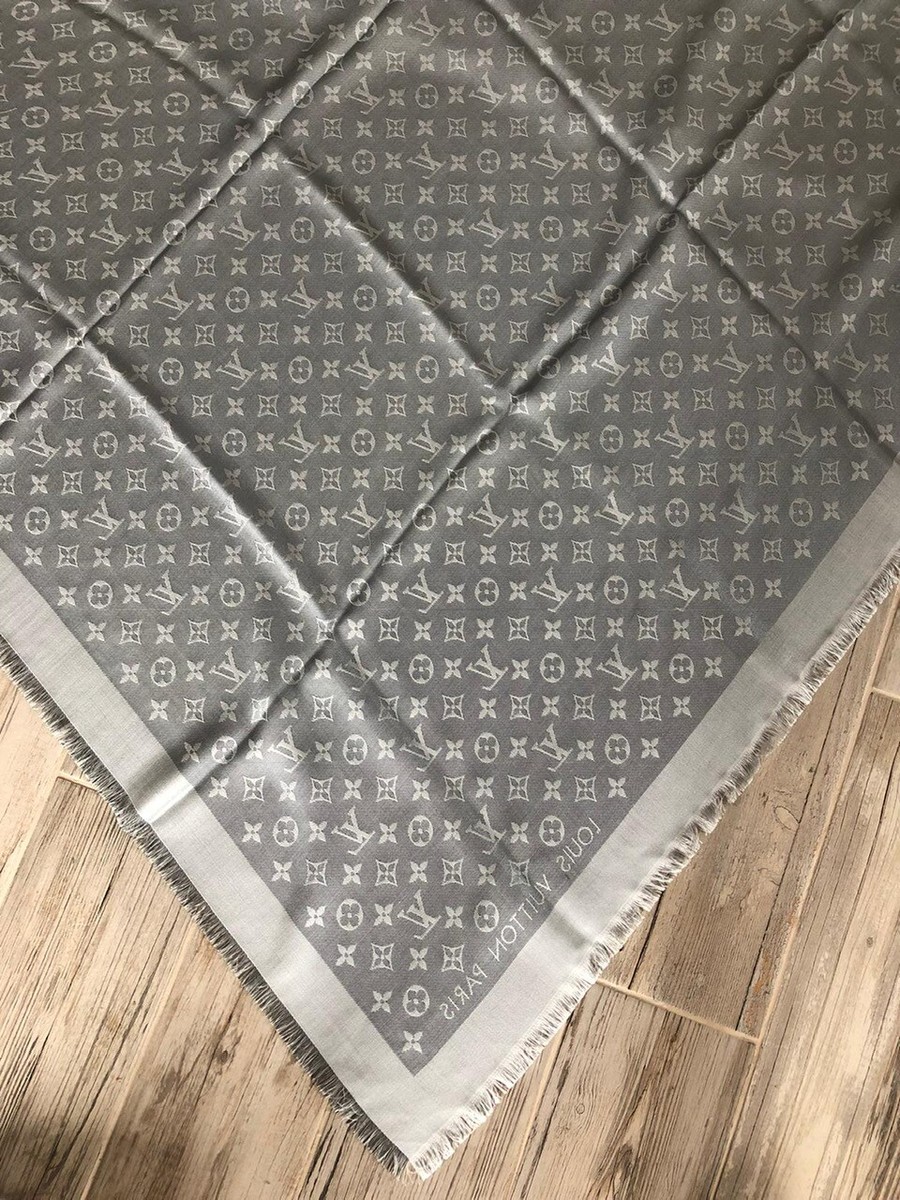 Louis Vuitton Grey Silver Griggio Azurro Monogram Logo LV Louis Vuitton Grey Silver Griggio Azurro Monogram Logo LV
