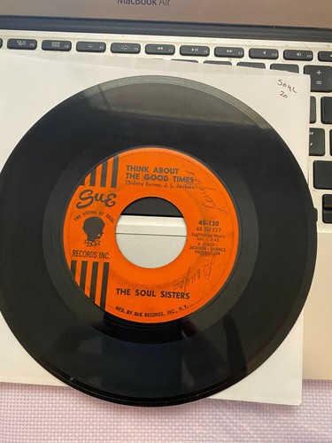 SOUL 45 RPM RECORD - THE SOUL SISTERS - SUE 45-130 | eBay