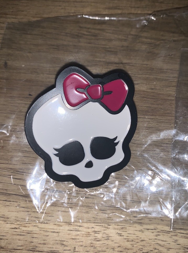 Monster High - 2022 SDCC Merch - MH & Skullette Pin + Phone Holder Ring ...