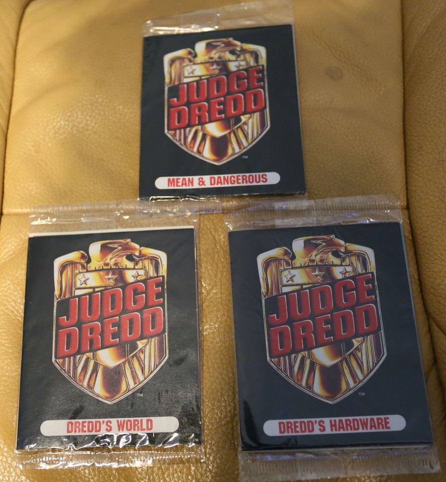 JUDGE DREDD 1995 SUGAR PUFFS CEREAL POSTER & STICKERS STILL SEALED ...