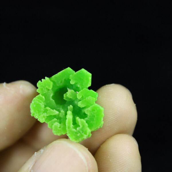 22mm HOPPER-SHAPE Green Pyromorphite crystal from China CMM653570 | eBay