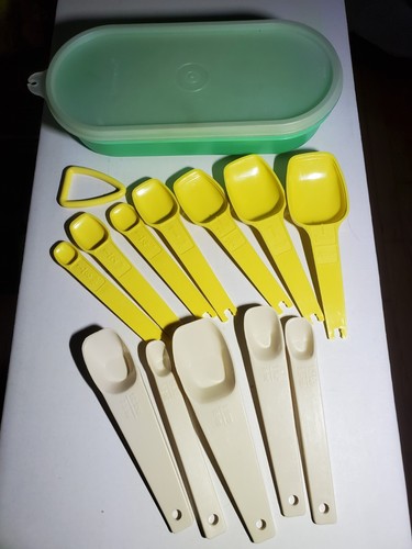 Vintage Tupperware Measuring Spoons W/ Container | eBay