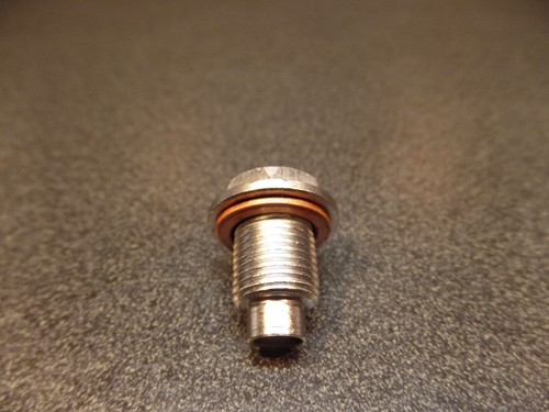 1976 YAMAHA XT500 XT 500 VINTAGE MOTOR ROCKER SHAFT STAY BOLT (B) | eBay