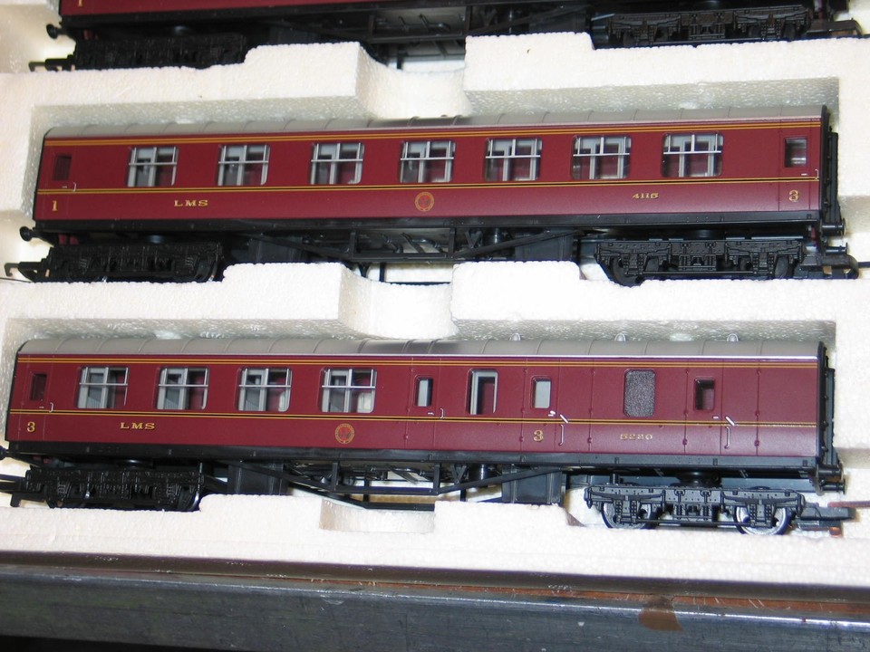 HORNBY 00 LMS 4-4-0 CLASS 2P LOCO TRAIN PACK LIMITED EDITION R.2172 ...