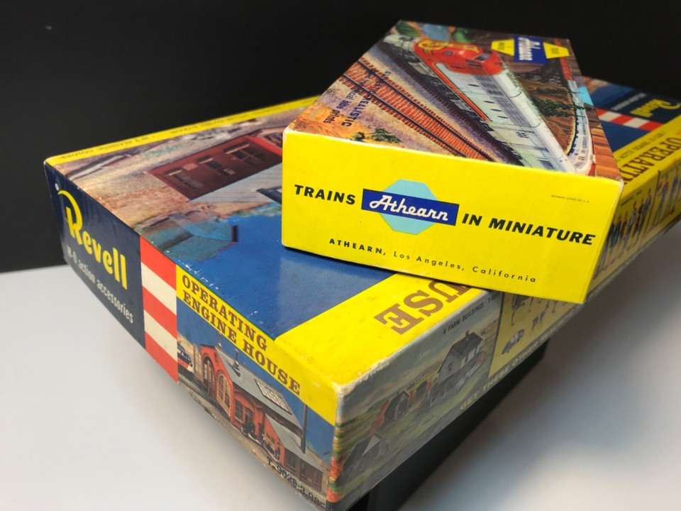 Vintage Large Lot of Ho Scale Train Boxes & Instructions for Engines ...