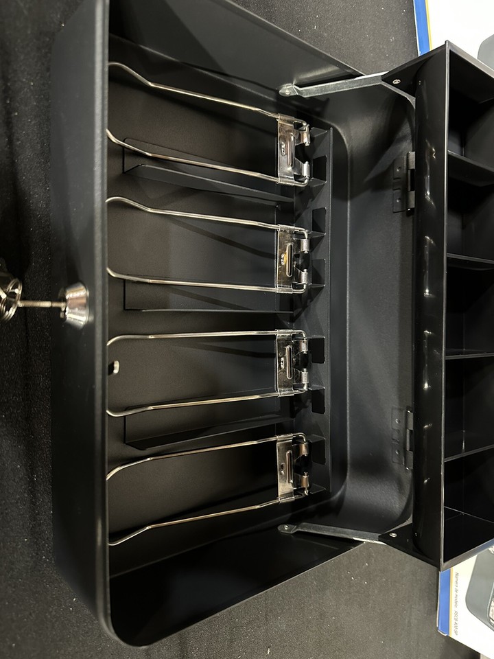 Royal Sovereign Full-Capacity Cash Box/ Model #: RSCB-400 **USA FREE ...