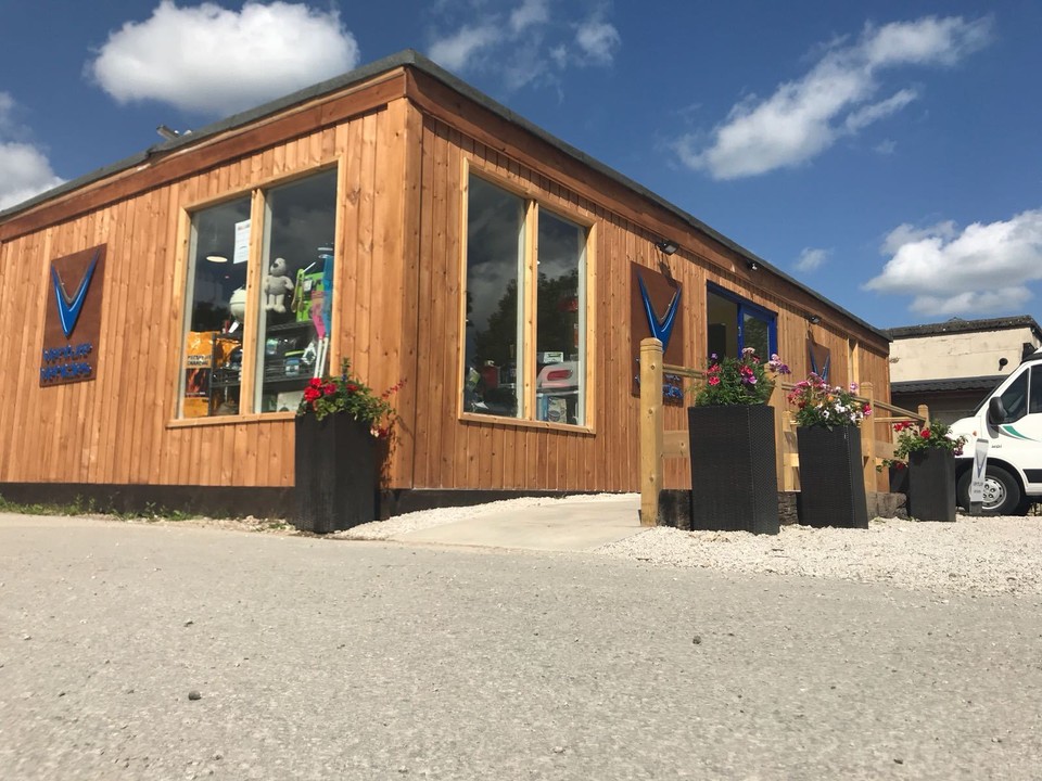 Fenwick Bobby Dazzler After Wash Protective Coating | Motorhome,Caravan ...