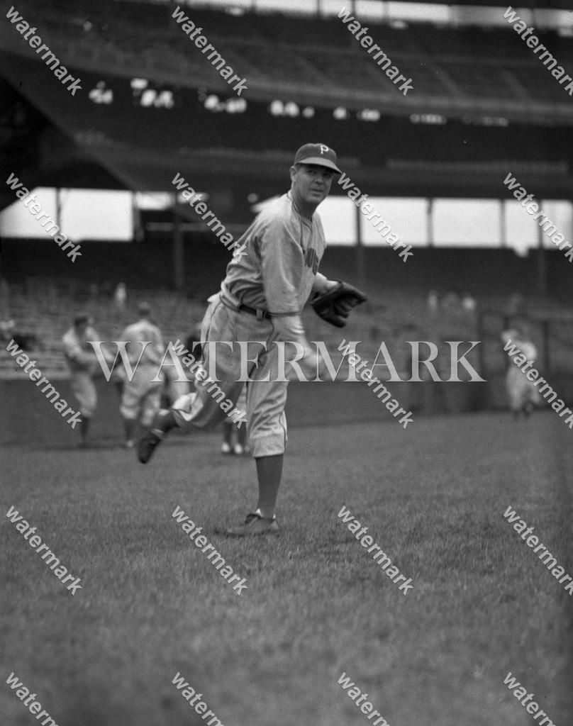 BO668 Wallace A Hebert Lefty Pittsburgh Pirates Baseball 8x10 11x14 ...