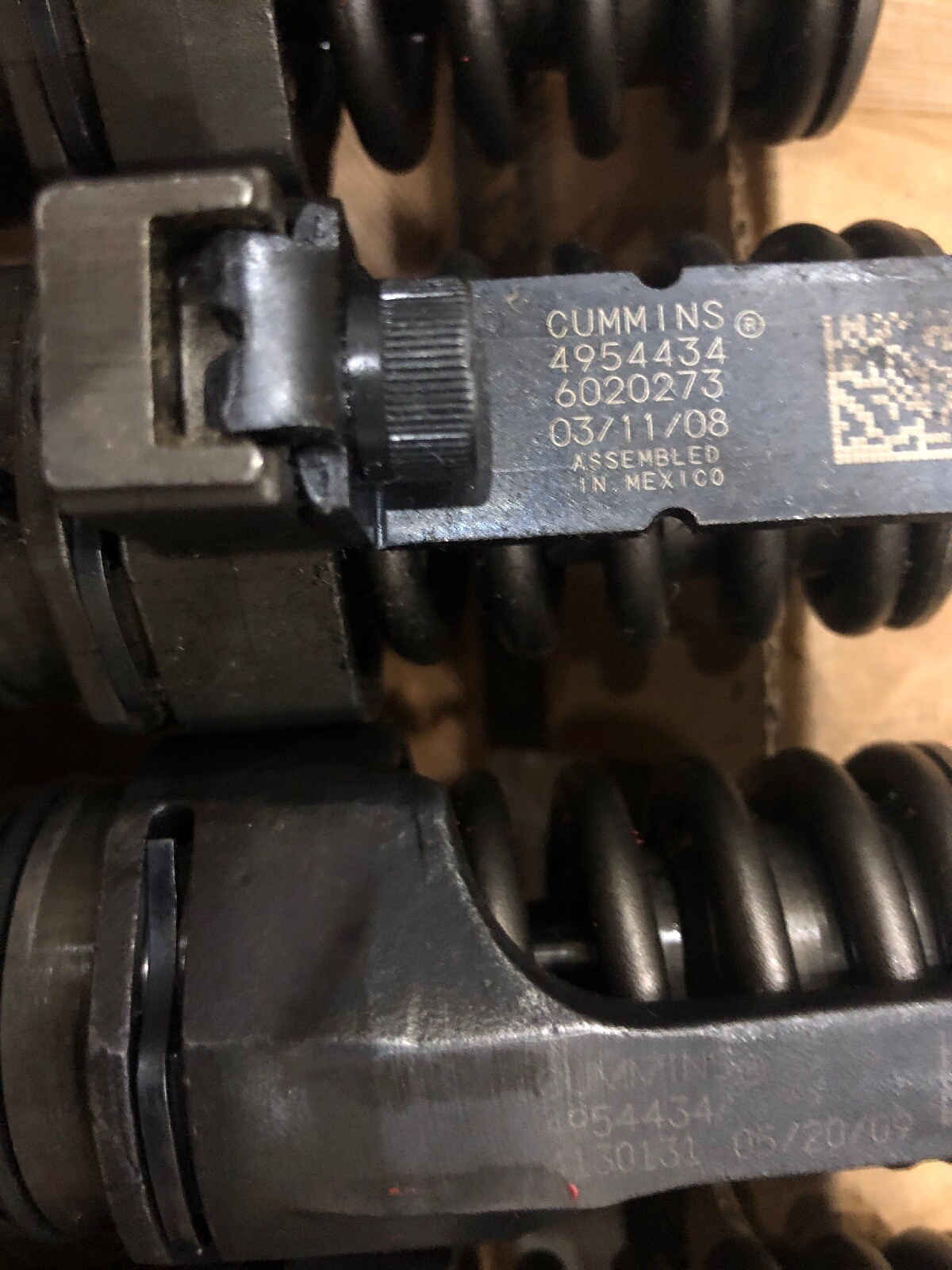 Set Cummins ISX fuel Injectors Core 4954434 | eBay