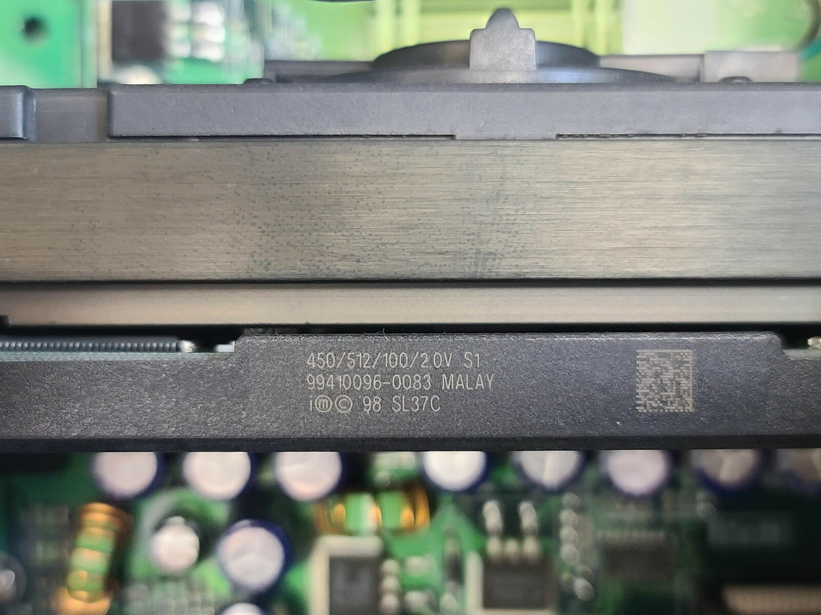 AOpen Custom PC + Pentium III 450MHz + 320MB + 8.4GB + Windows 98SE ...