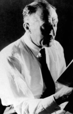 English writer Joyce Cary born Arthur Joyce Lunel Cary reads book - Old ...