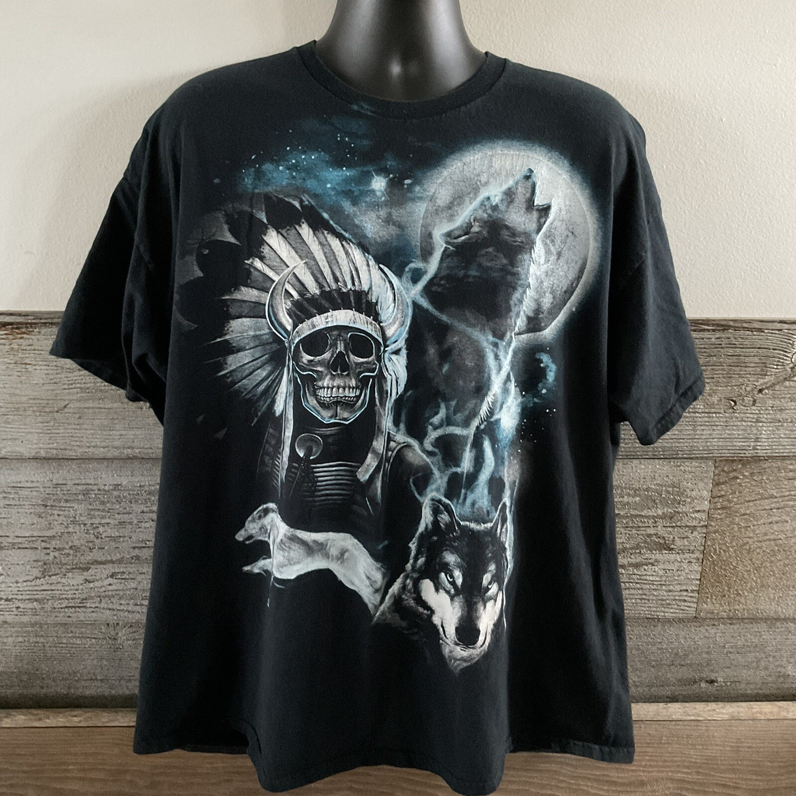 Gildan Indian Warrior Skeleton Wolf Howling At The Mo… - Gem