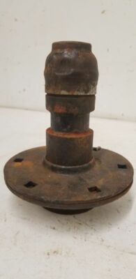 Ford Model T Front Hub With Great Hubcap | eBay