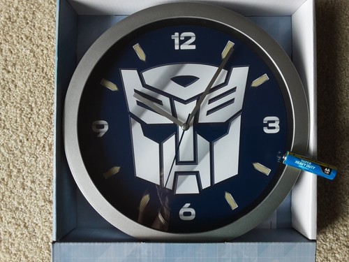 NEW In Box Transformers More Than Meets The Eye 10" Wall Clock With ...