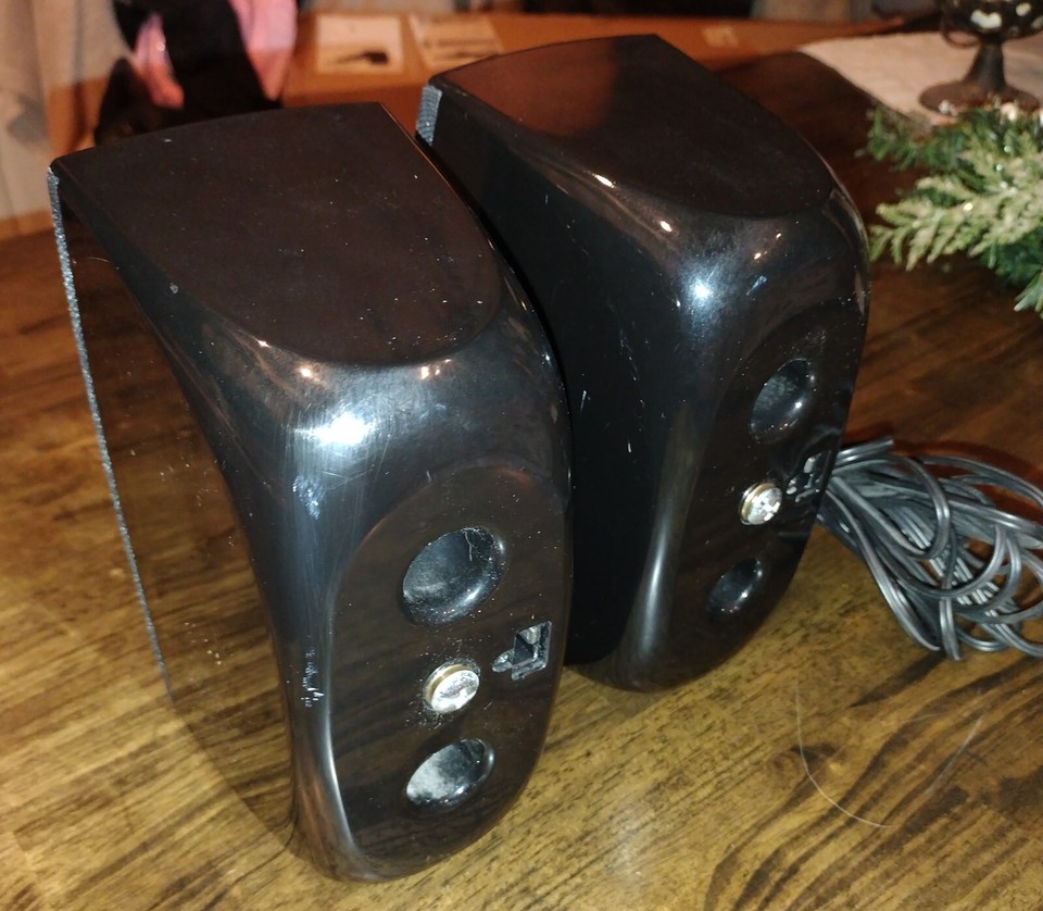 Klipsch CS-700 L/R Satellite Speakers w/ ONE CORD | eBay