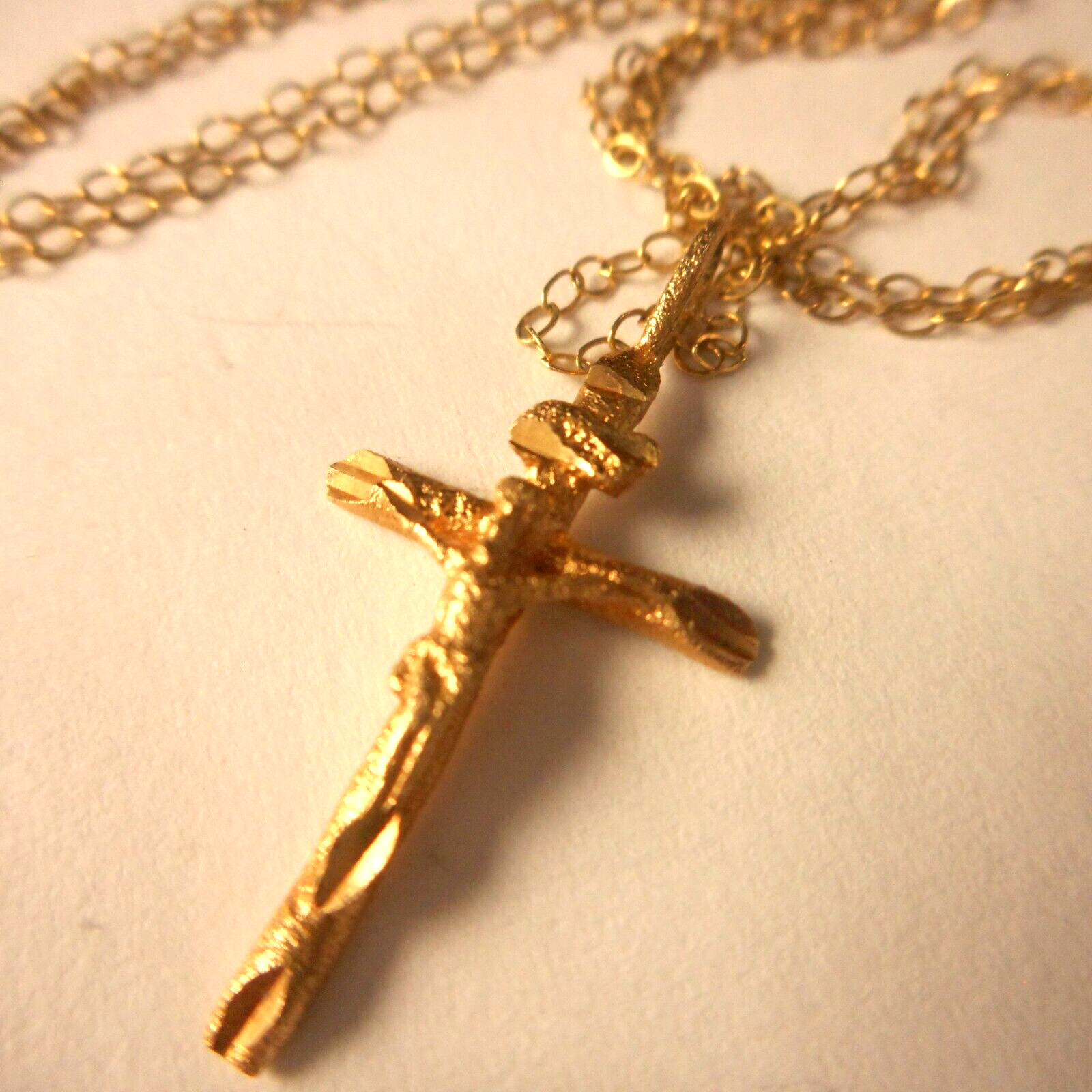 14k Gold Jesus Cross Pendant Chain Necklace 18" - Gem