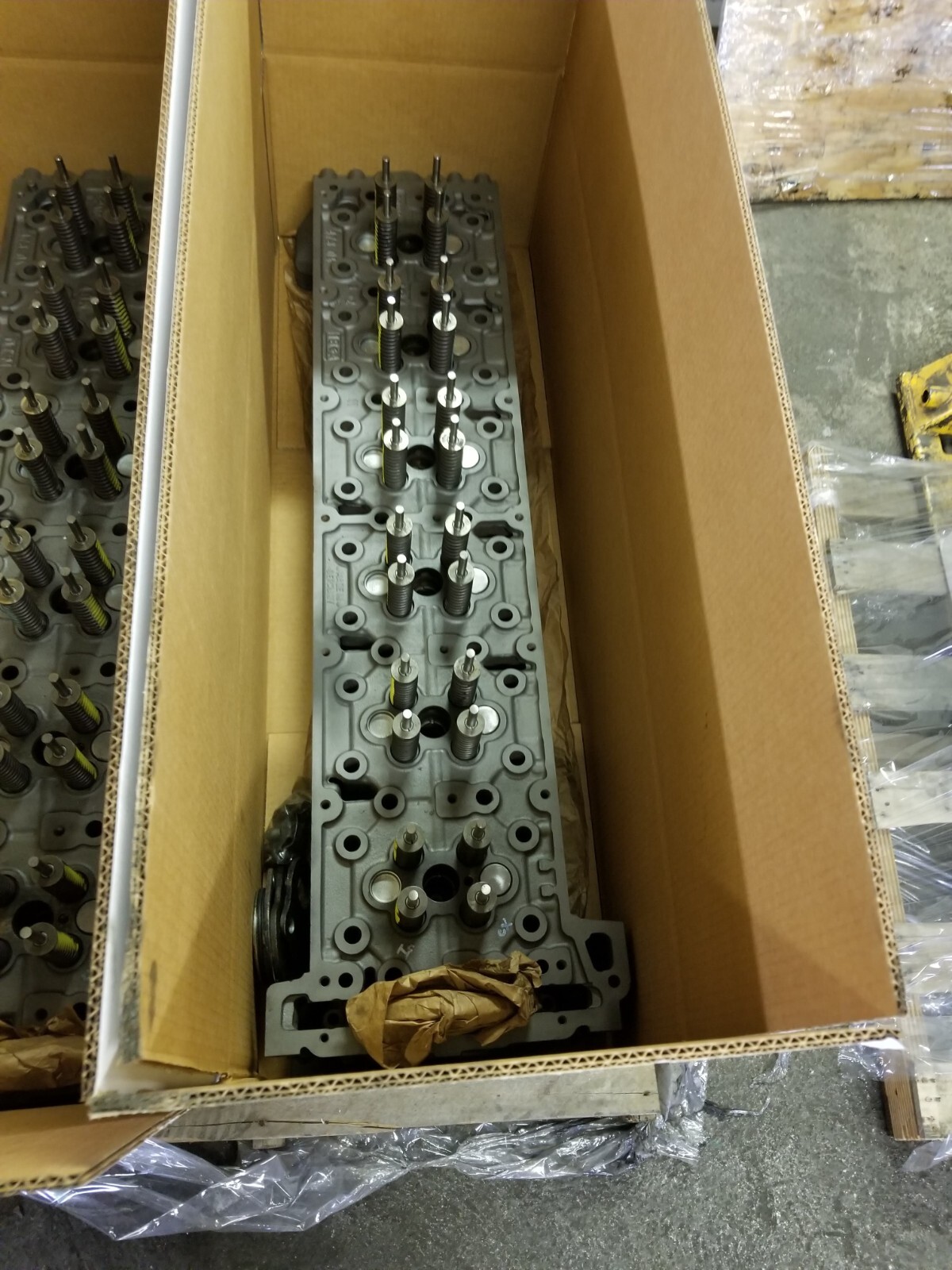 Detroit DD15 / DD16 Cylinder Head Remanufactured | R235388574730103520 ...