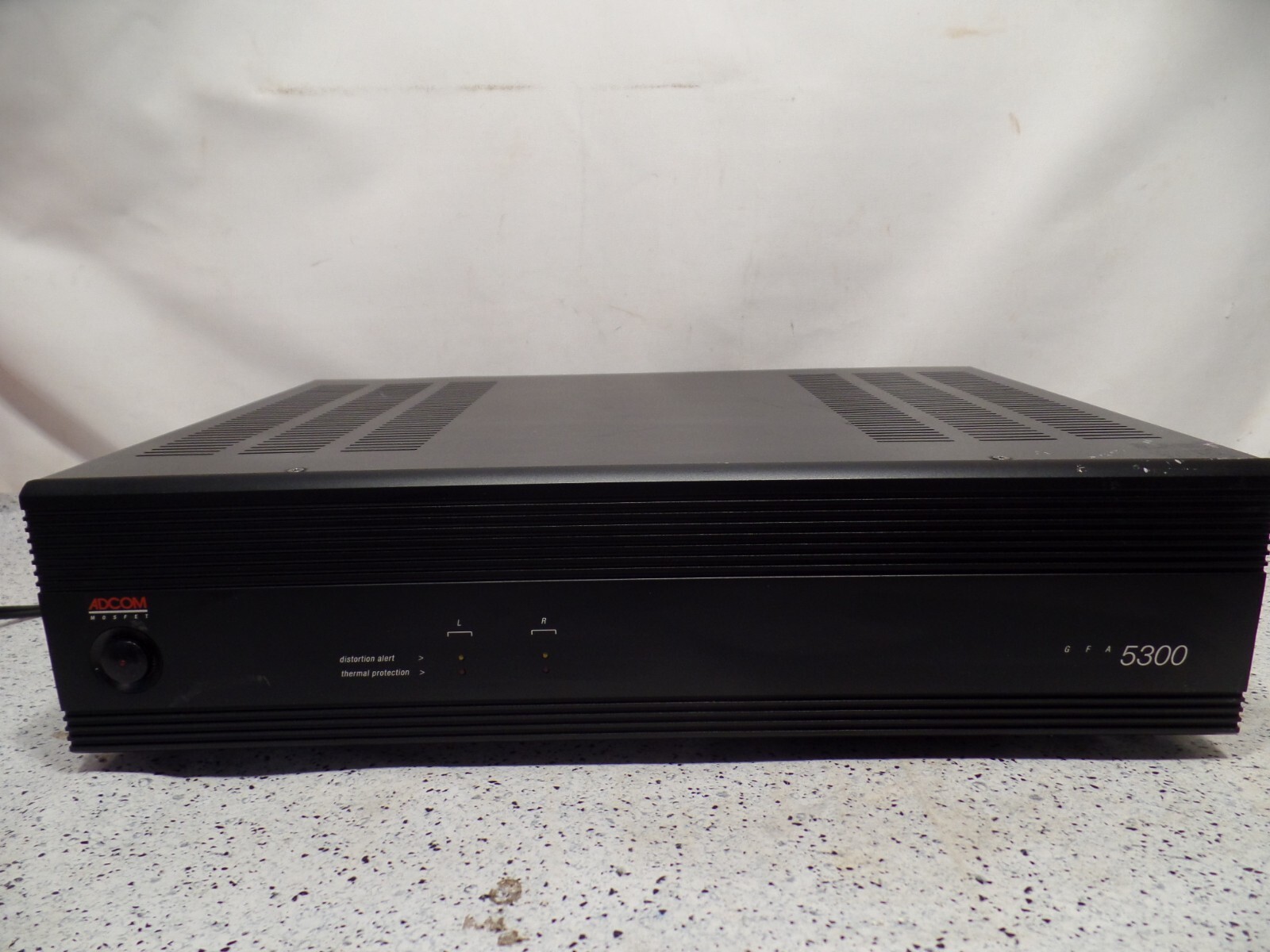 ADCOM GFA-5300 2 Channel Power Amplifier Amp – Sistema de Gestión de la ...