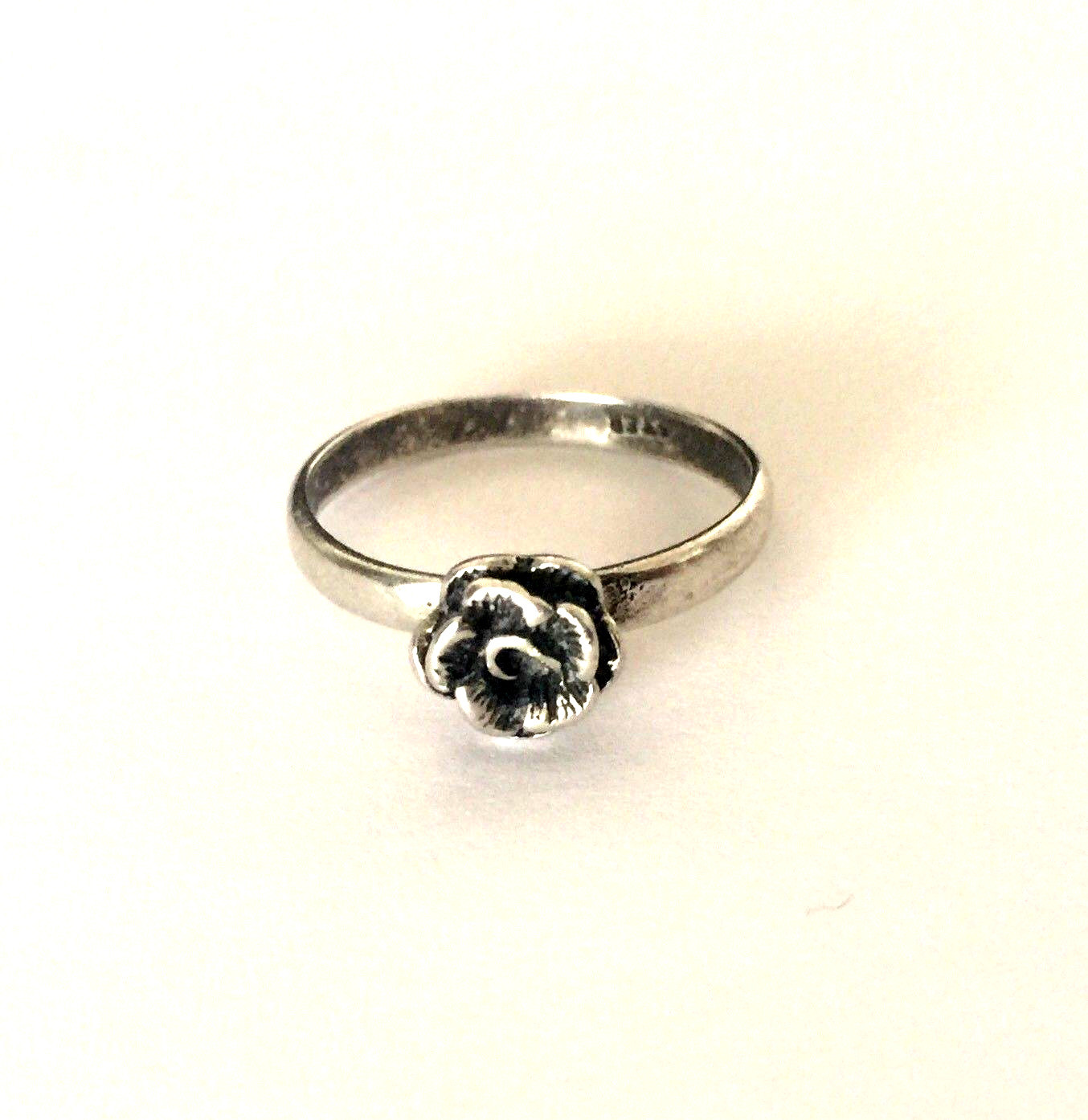 VINTAGE 925 STERLING SILVER FLORAL RING PRETTY FLOWER… - Gem