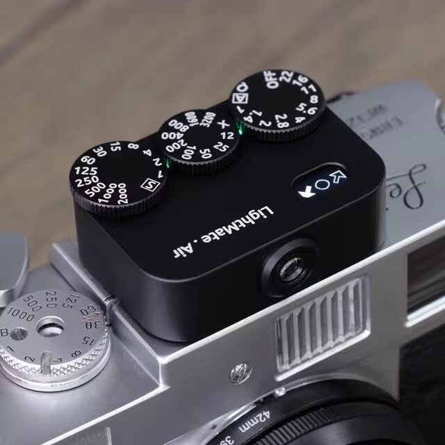 LightMate AirPro Camera Light Meter 3-Dials Cold Shoe Shutter Speed ...