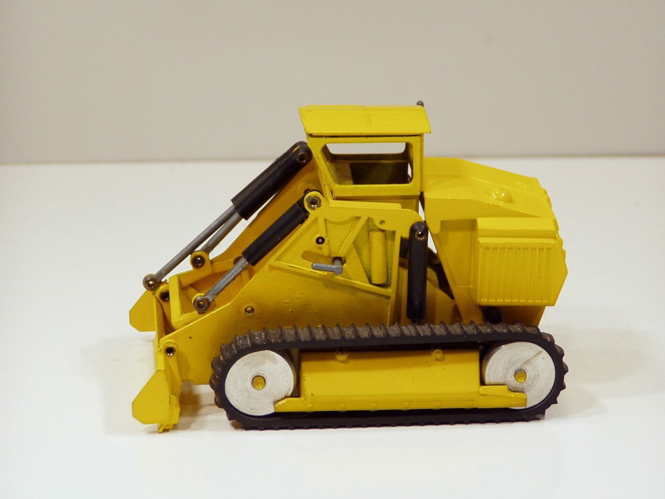 Menck SR85 Scraper Dozer - 1/50 - NZG #111 - N.MIB | eBay