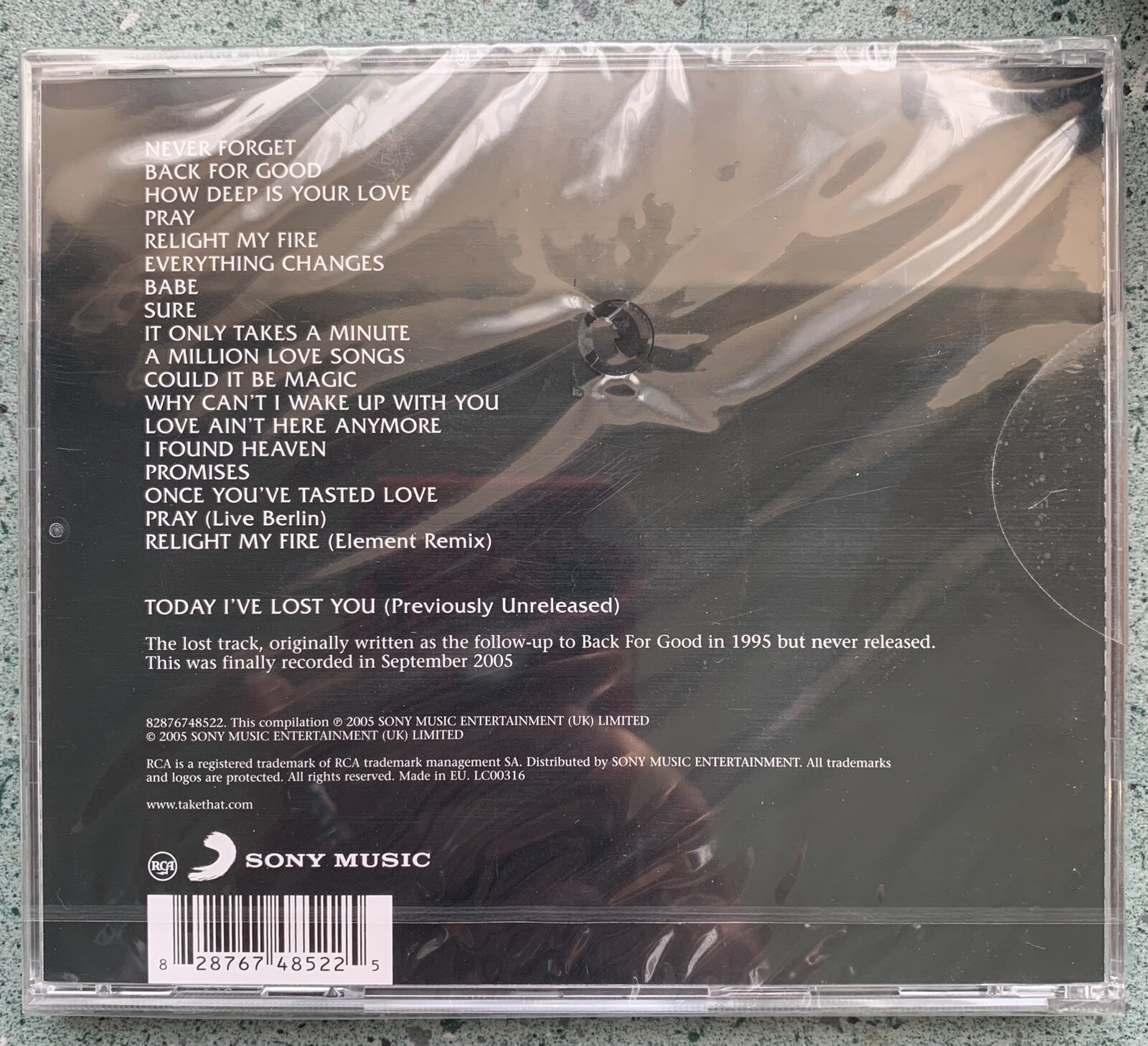 Never Forget: the Ultimate Collection by Take That (CD, 2005) for sale ...