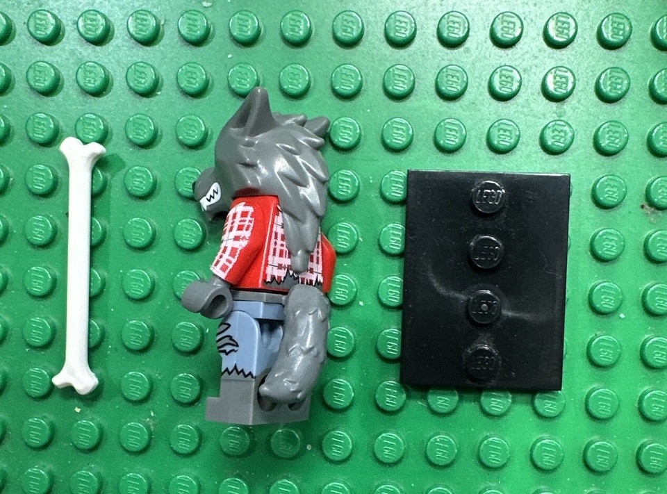 Lego Wolf Guy Minifigure Series 14 Complete W Base 71010 CMF Rare HTF ...