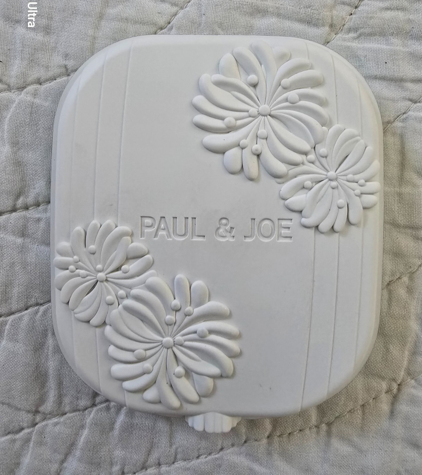 NEW Paul & Joe Eye Color Palette #01 Ombres A Paupieres 4g 0.14 oz OPEN ...