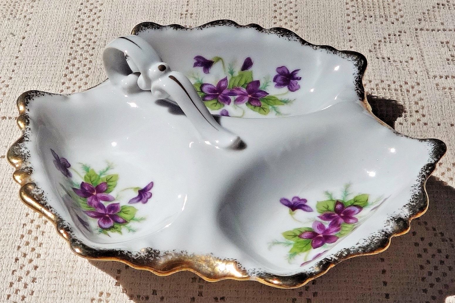 VINTAGE 1950's LIPPER & MANN (L&M) BONDWARE FLORAL PATTERN TRINKET DISH ...