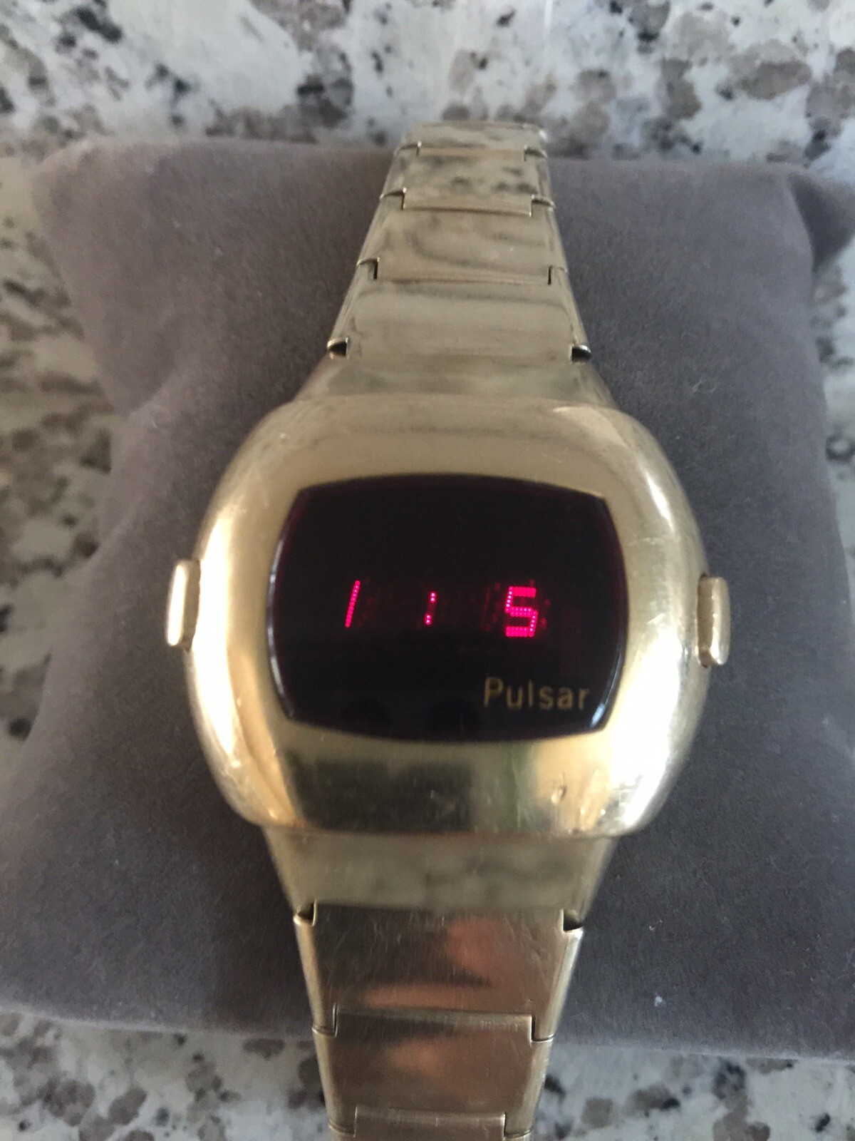 VINTAGE HAMILTON PULSAR P-3 GOLD LED Wristwatch Rare With Magnet 85.6g ...