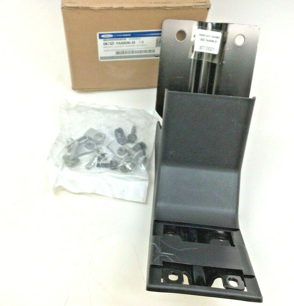 OEM NEW R OR Left Rg B R Bt Ford E YC3Z16A464AA C $76.50 otesa.com.na