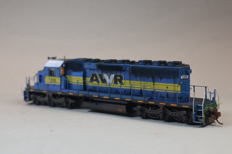 CDH HO Scale Custom Weathered Lot Athearn AWVR Unstoppable SD40 1206 ...