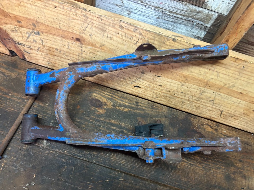 Bultaco Pursang M11 370 Frame Swingarm Foot Pegs Model 207 AHRMA VMX | eBay