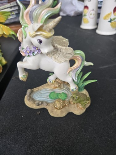 Hamilton Collection Rainbow Dreams LAZY DAY DREAMING Unicorn Figurine ...