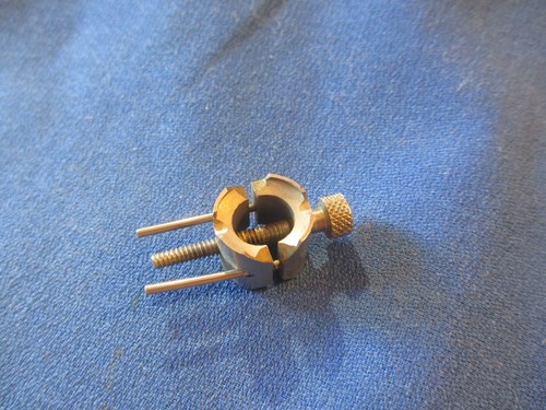 Watchmaker Estate Vintage SMALL WATCH MOVEMENT HOLDER for Wonen's ...