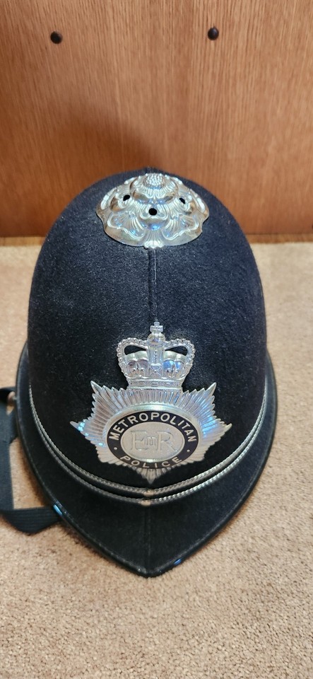 British Metropolitan Police (Bobby) Helmet for an Inspector | eBay