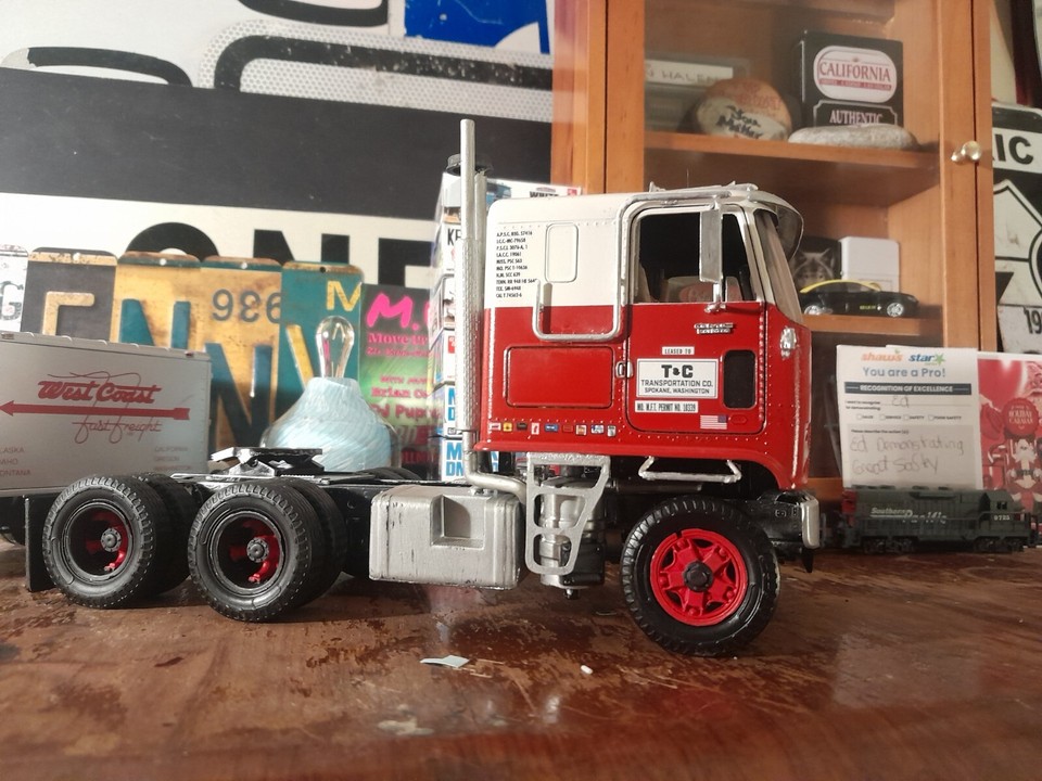 1/25 Scale AMT GMC Astro 95 Truck Kit Built **READ DESCRIPTION** | eBay